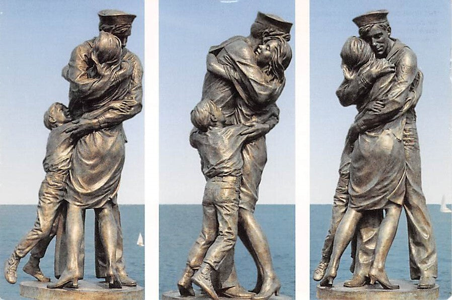 Homecoming Pewter Statue – The United States Navy Memorial Ship's Store