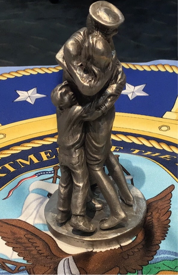 Homecoming Pewter Statue – The United States Navy Memorial Ship's Store